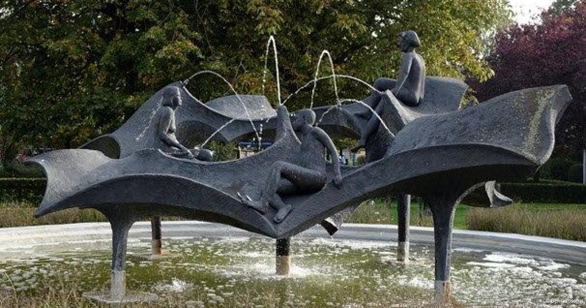 Over Langs beeldhouwwerken van Henri Van Beersel door Willebroek, met ...